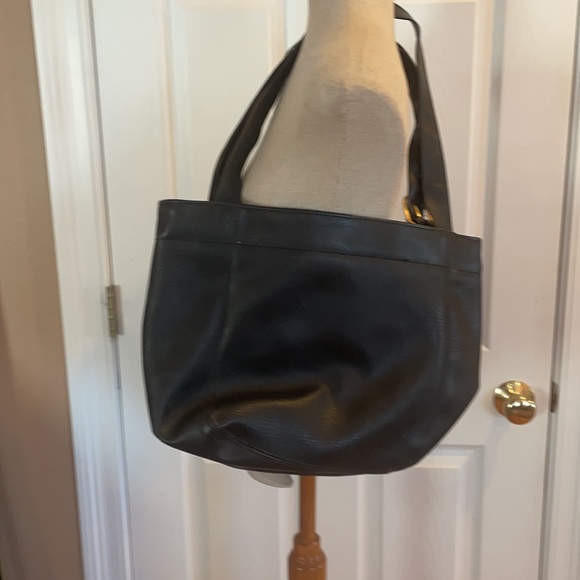 Chateau | Bags | Vtg 9s Chteau Large Black Leather Shoulder Bag Tote ...